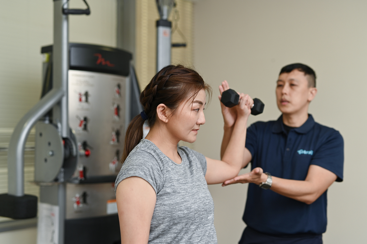 Personal Functional Training for Women | Stay Active with Retrofit